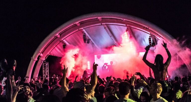 Your Guide to the Hottest Nightclubs and Bars in Cape Town - Cape Town ...