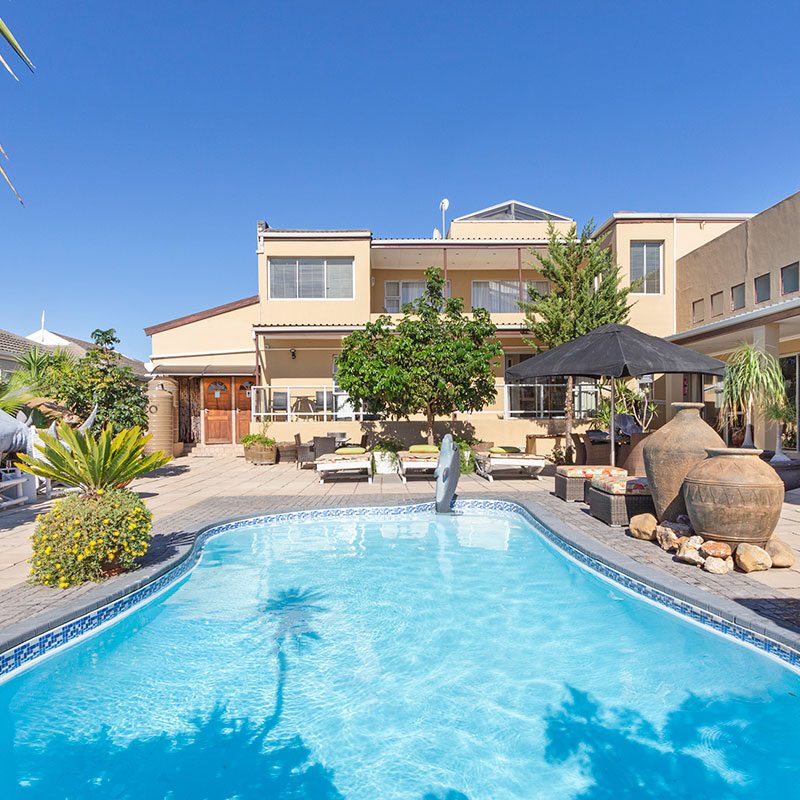 Island Club Hotel & Apartments - Cape Town Tourism