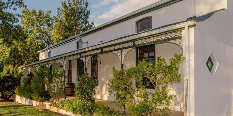Aquila Collection Unveils World-First White Pinotage Tour in Paarl ...