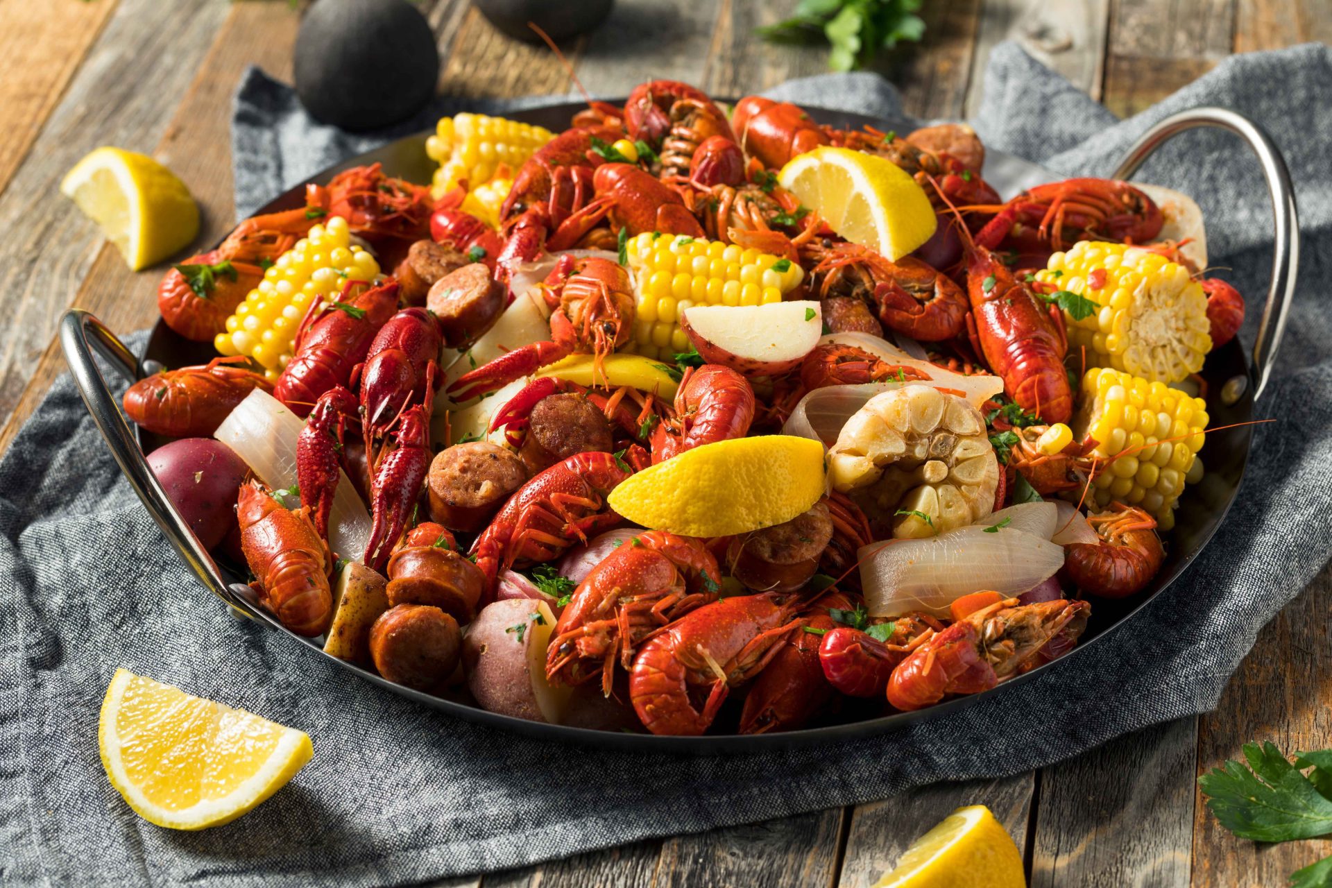 Seafood Boil and Share at Pullman Cape Town - Cape Town Tourism